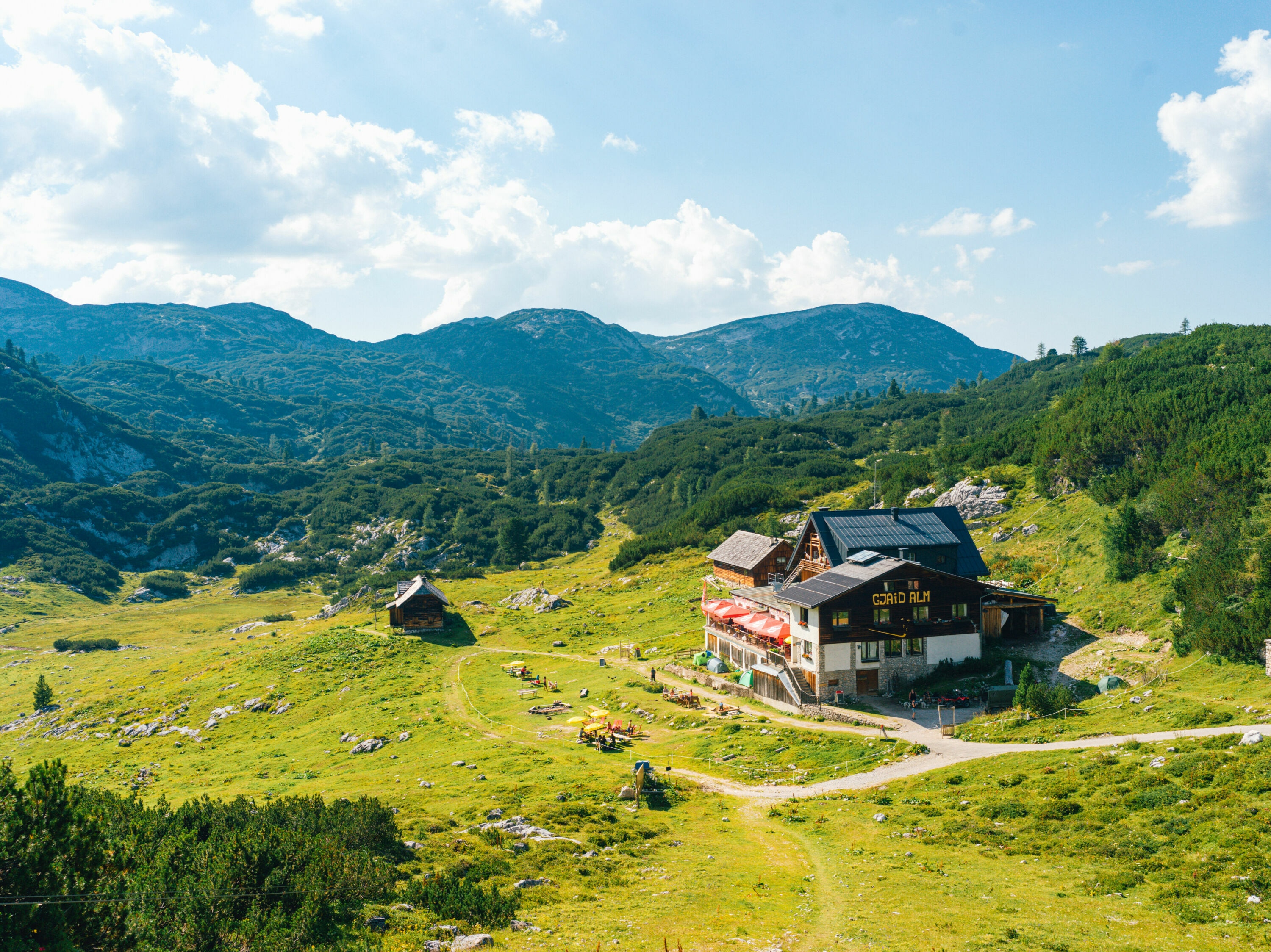 Diese Hütten suchen 2024 neue Pächter - Bergwelten