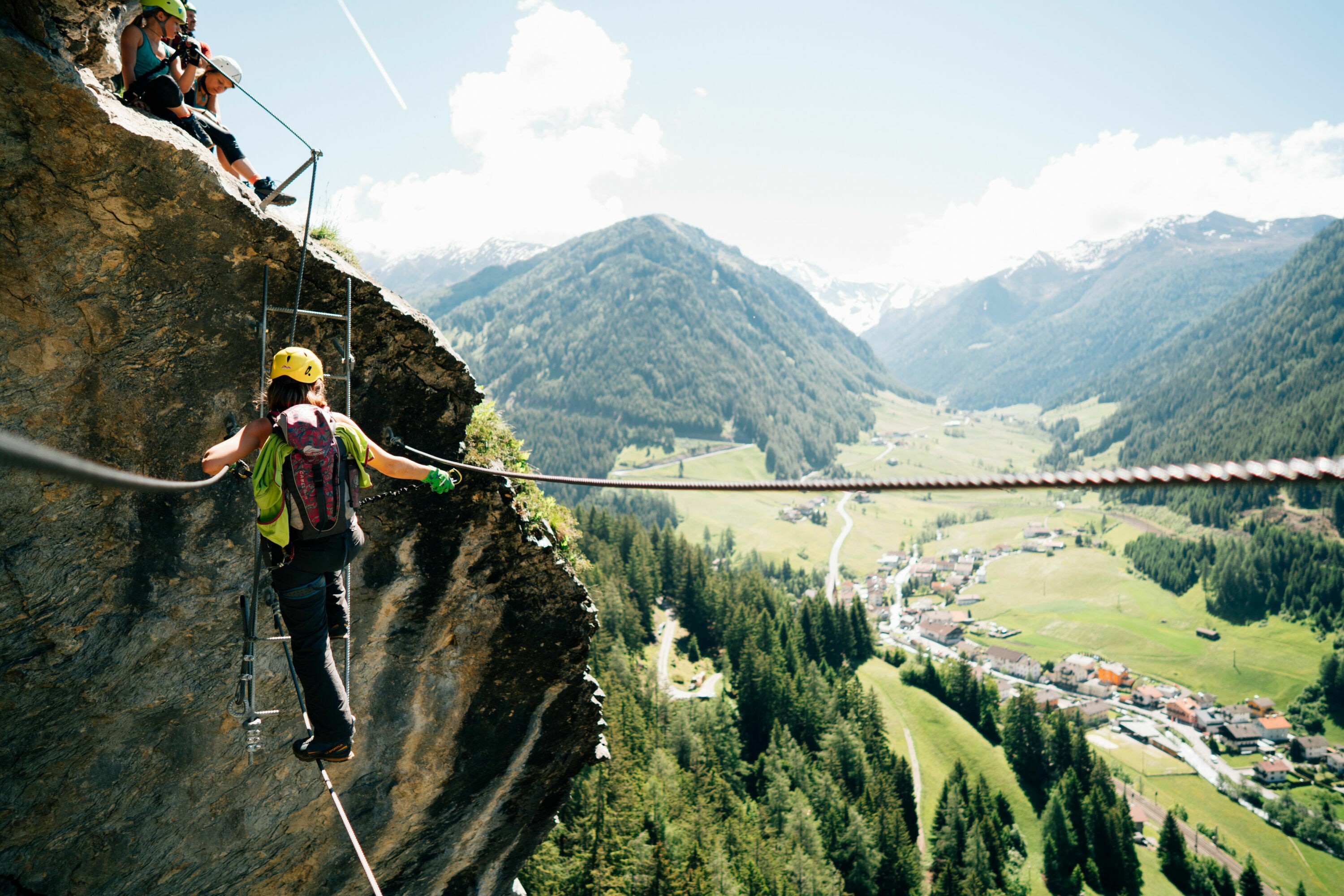 10 Klettersteige für Anfänger in den Alpen - Bergwelten